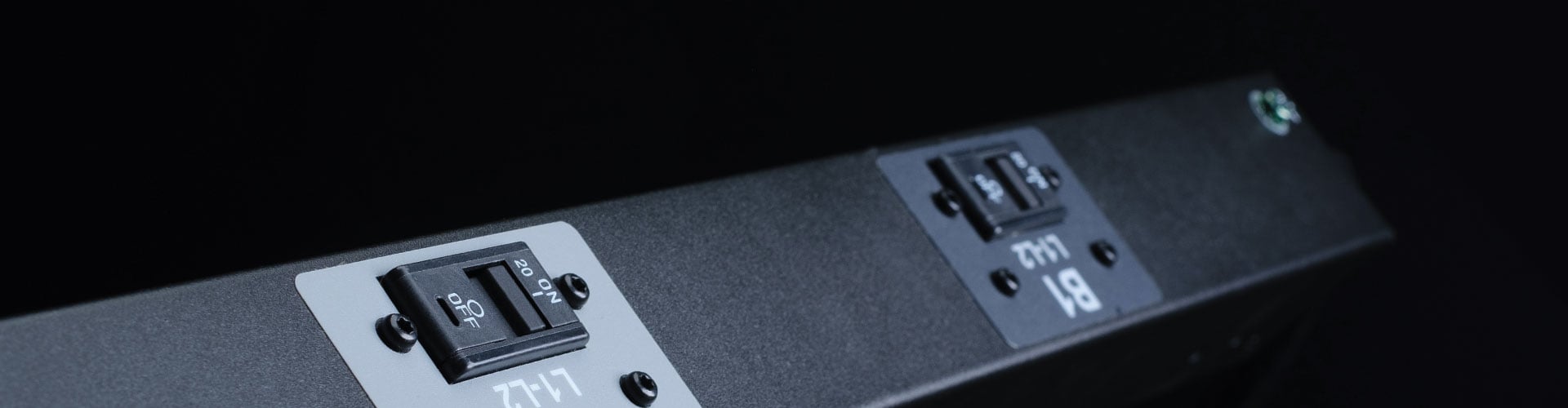 Intelligent (Smart) PDUs vs. Basic PDUs | Enconnex