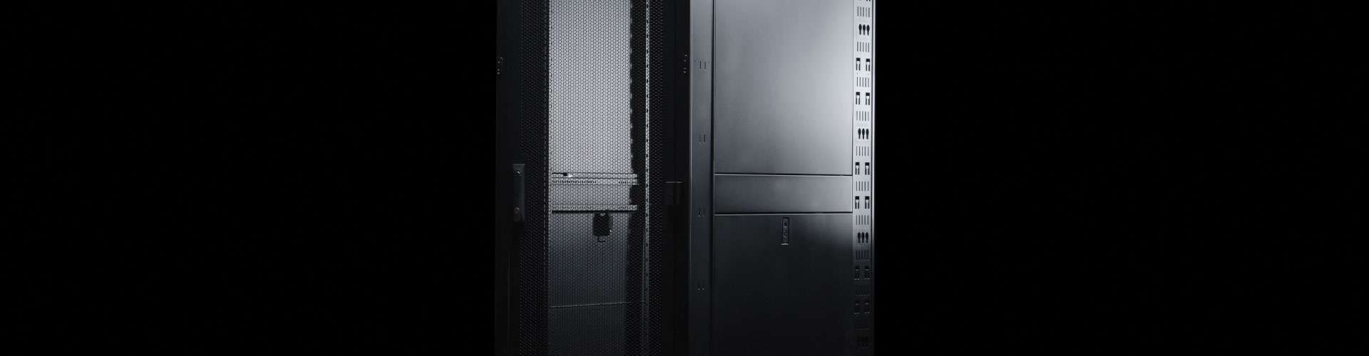 With Enconnex DC Series Server Cabinets, Custom Features Come Standard